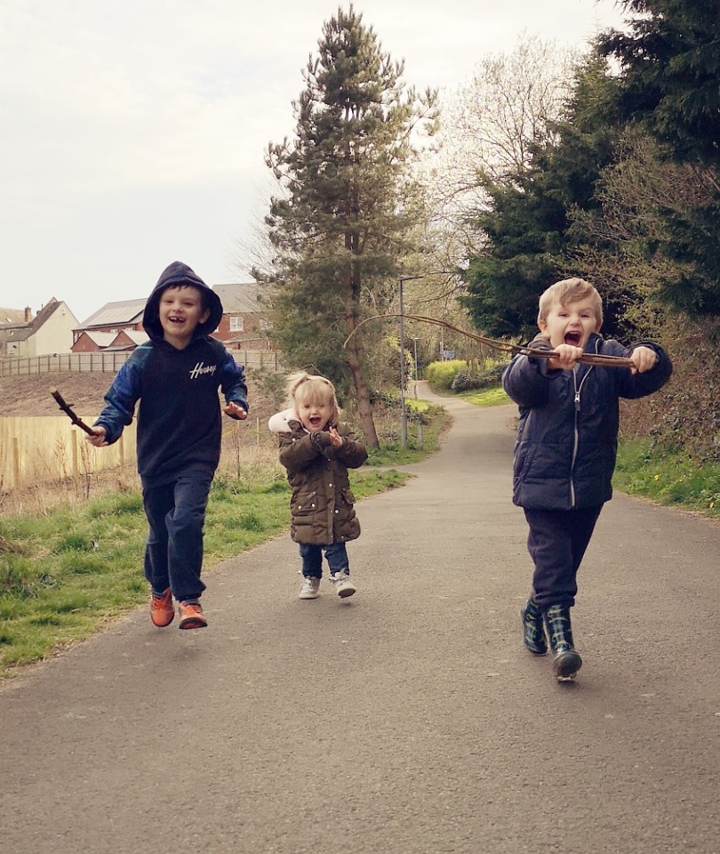 Evening walk | MumOf4Wildlings | Blipfoto