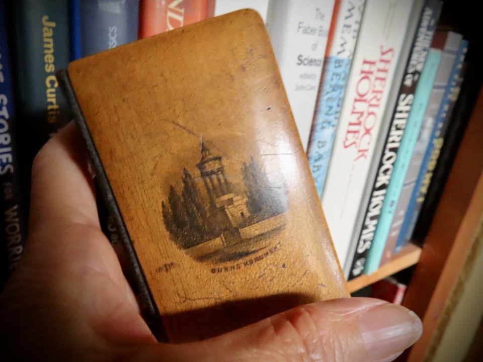 Tiny book | Jaybay | Blipfoto