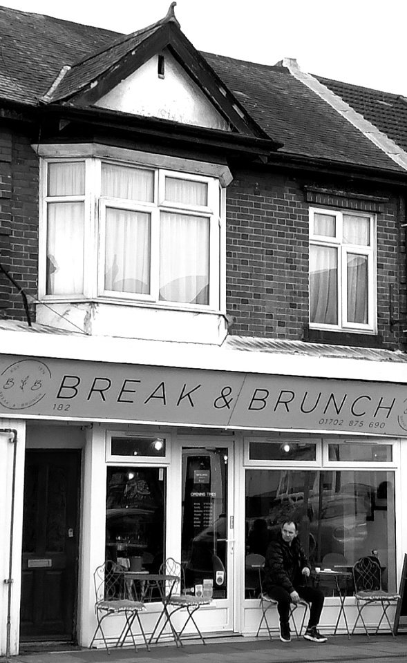 the brekky brunch time... | SteveCatruvI | Blipfoto