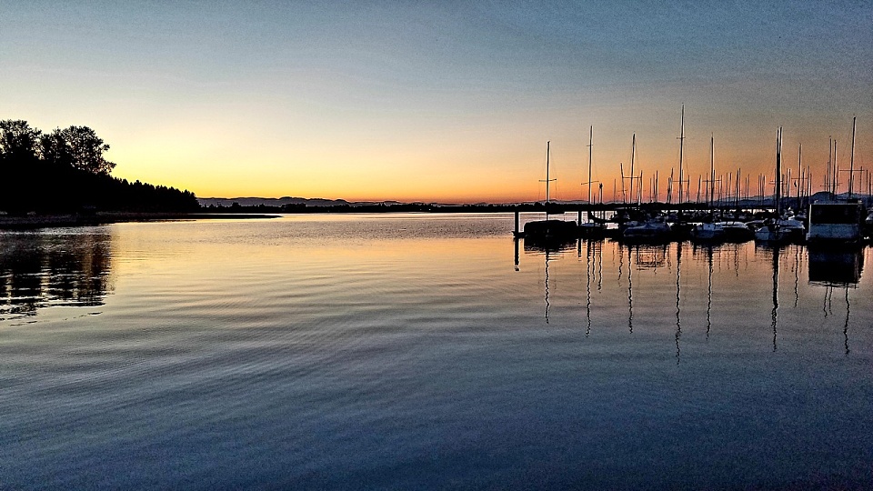 Fern Ridge Reservoir Dawn Light | RonaldBerry | Blipfoto