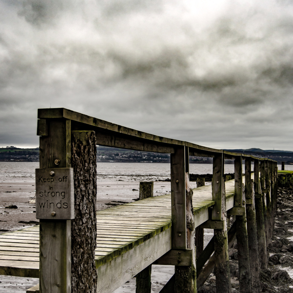 Culross Pier | frequentframes | Blipfoto