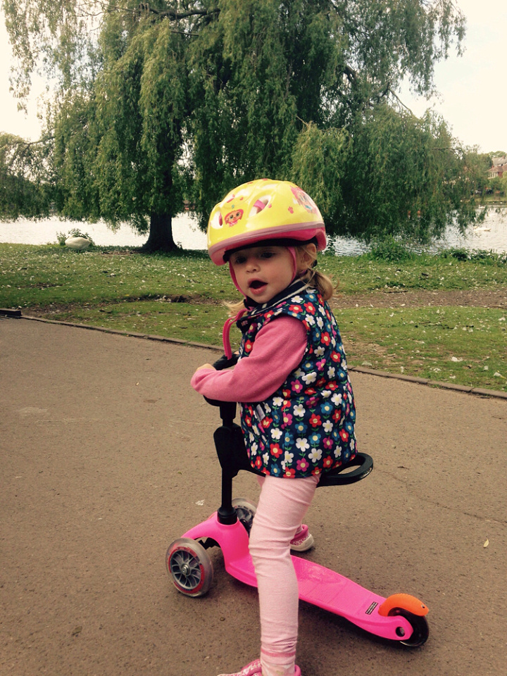 Monday, May 25, 2015 | BabyR | Blipfoto