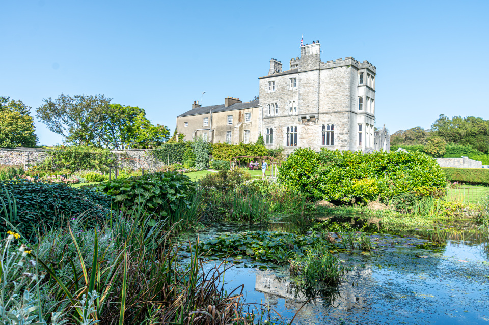 LEIGHTON HALL | flavia13 | Blipfoto