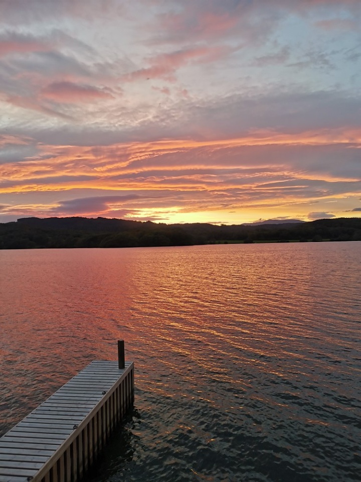 Windermere...Incredible sunset | Jazzyjulie | Blipfoto