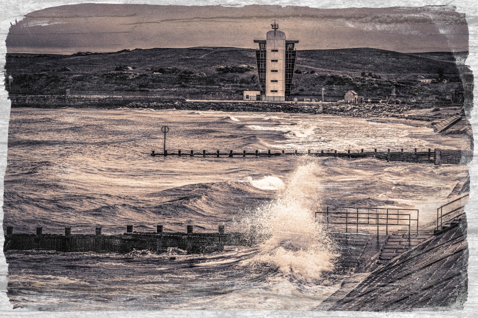 Sun, Sea and Sand | Robin | Blipfoto