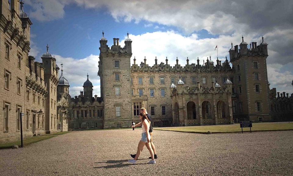 Floors castle | Libra | Blipfoto
