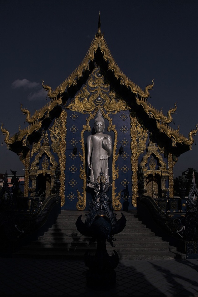 Blue temple | monkus | Blipfoto