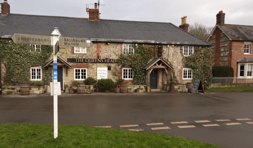 Pub Lunch. | Sketchphoto | Blipfoto