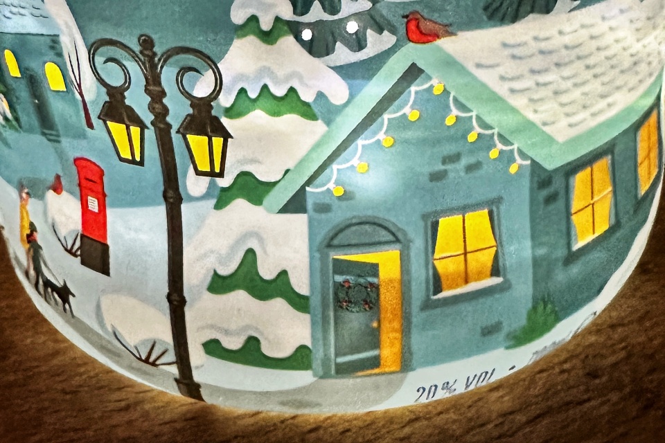 ‘Tiny Chrismas Scene’ | Chris_P | Blipfoto