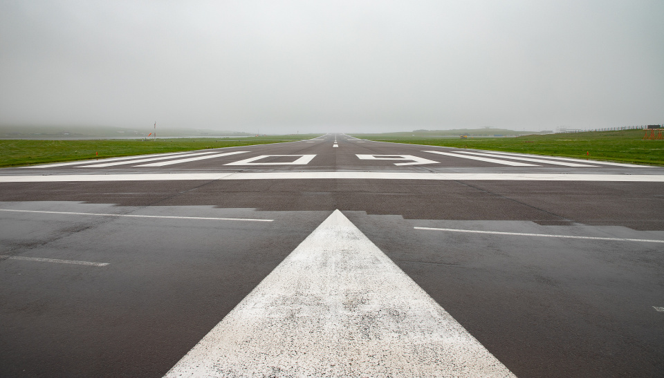 Runway 09 | Lifeat60Degrees | Blipfoto