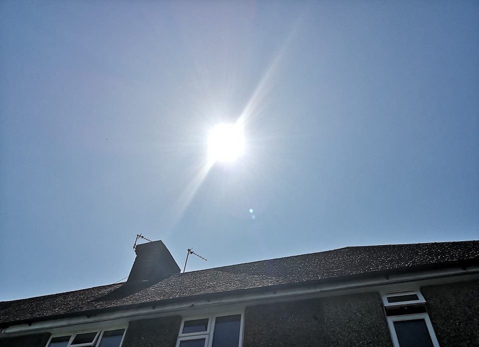 Hot sun beating down | MerlotsDad | Blipfoto