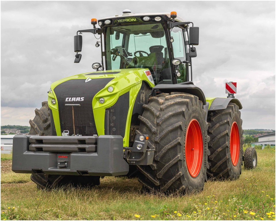 CLAAS 4200 Xerion | nonpcplod | Blipfoto