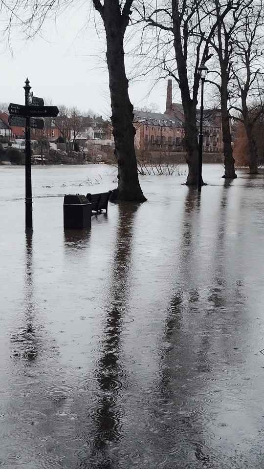 Damp squib | Rathmandu | Blipfoto