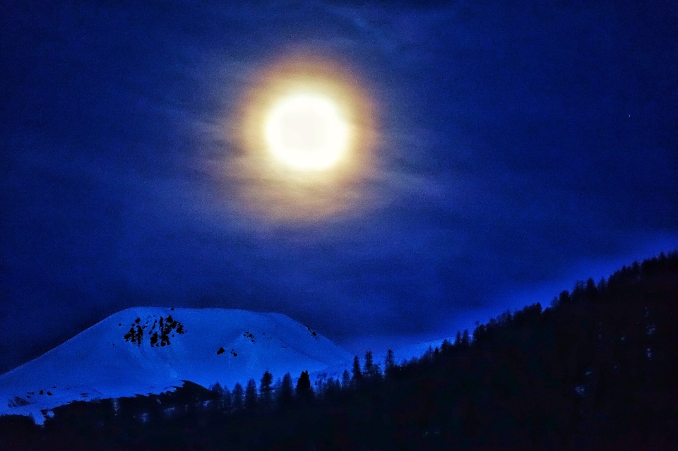 Fiery Moon | MalcolmsEye | Blipfoto