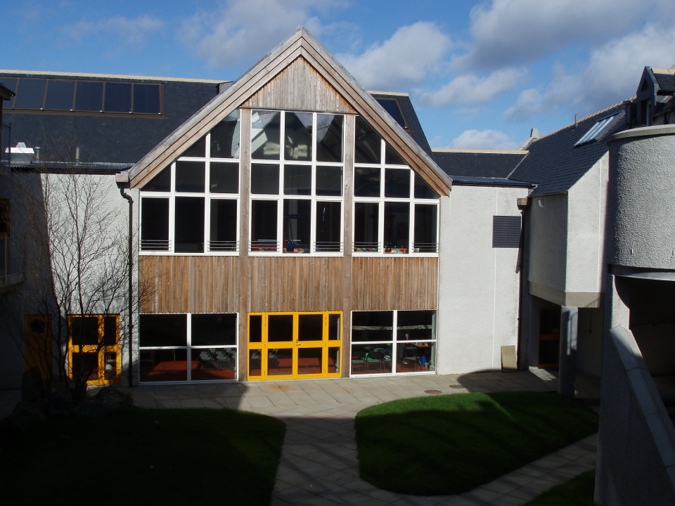 Bridge Centre | castletown | Blipfoto