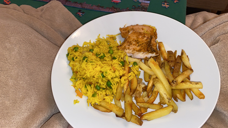 Lazy food blip | dobbin | Blipfoto