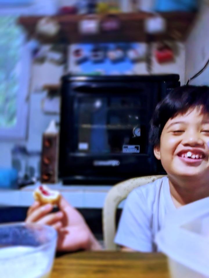 Una porzione di pane Maligaya | sofiavillanueva | Blipfoto