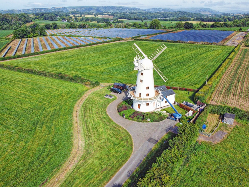 Llancayo Windmill | BobsBlips | Blipfoto