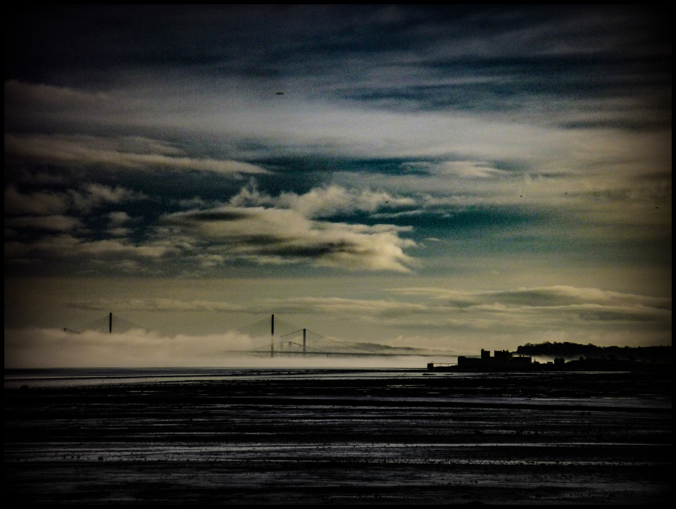 We have a castle. This is it. | ForthPorts | Blipfoto