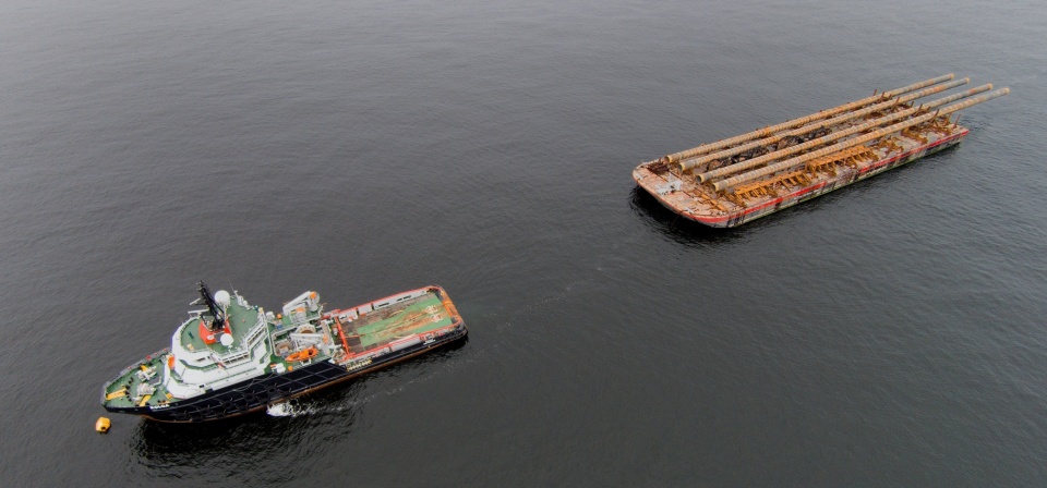 Skirt Piles | MasterMariner | Blipfoto