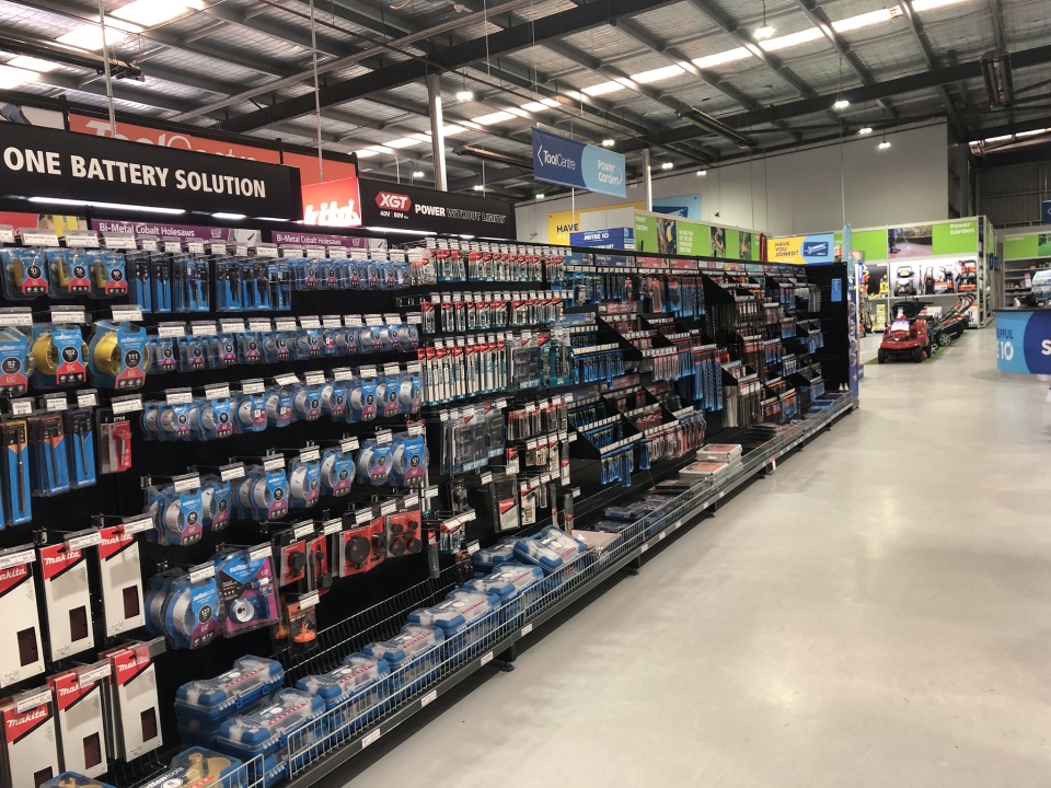 Hardware shop | 59 | Blipfoto