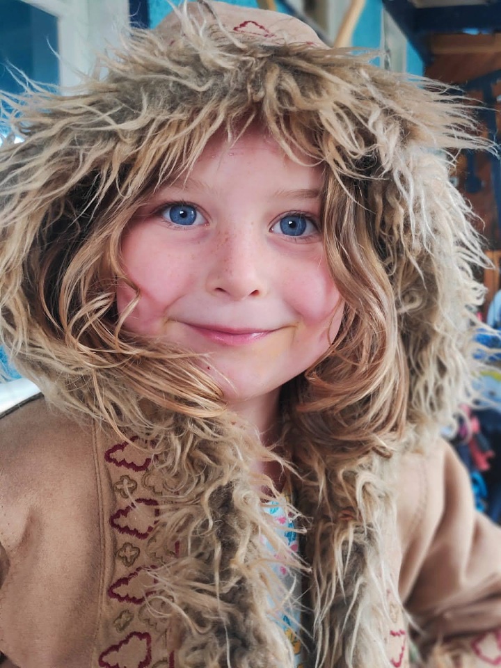 Meanwhile in New Zealand: it's indoor playtime ... | freespiral | Blipfoto