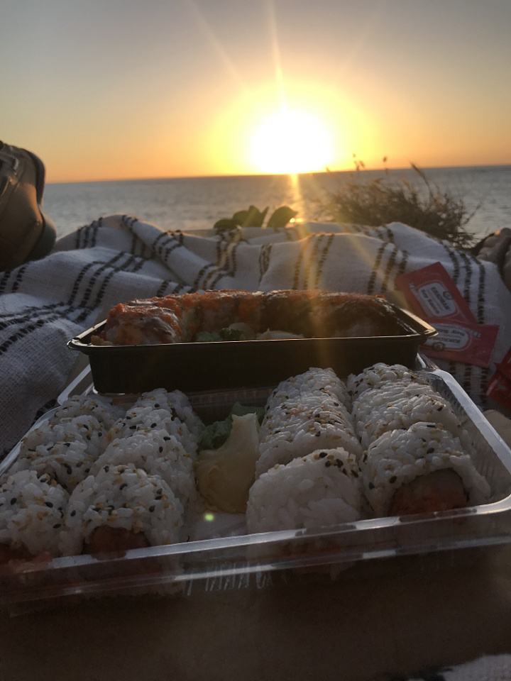 Sunset sushi | muchogusto | Blipfoto