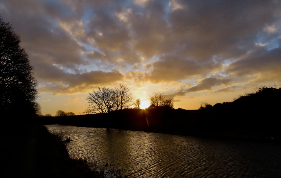 ANOTHER SKY SCENE. | Larchlea | Blipfoto