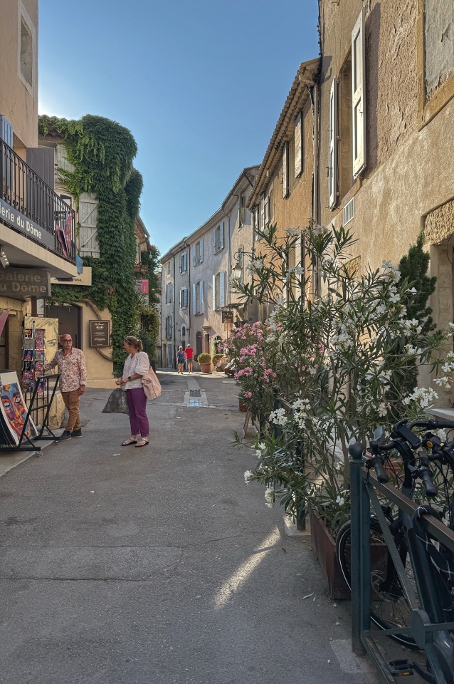 Rue du Temple | Technophobe | Blipfoto